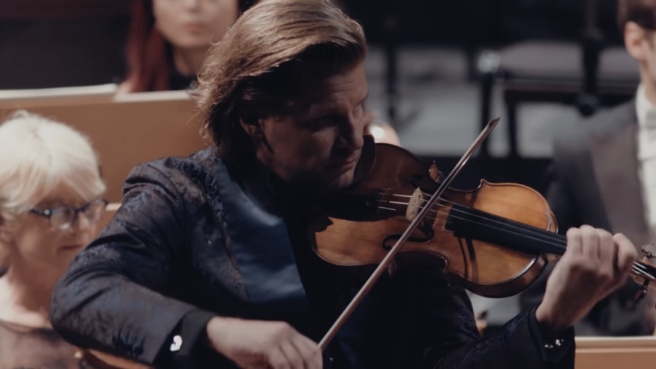 Vídeo | Kirill Troussov interpreta el Concierto de Tchaikovsky | Cuerdas a diario